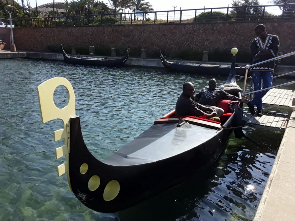 Gallery Zulumoon Gondolas | Magical Gondola Boat Rides